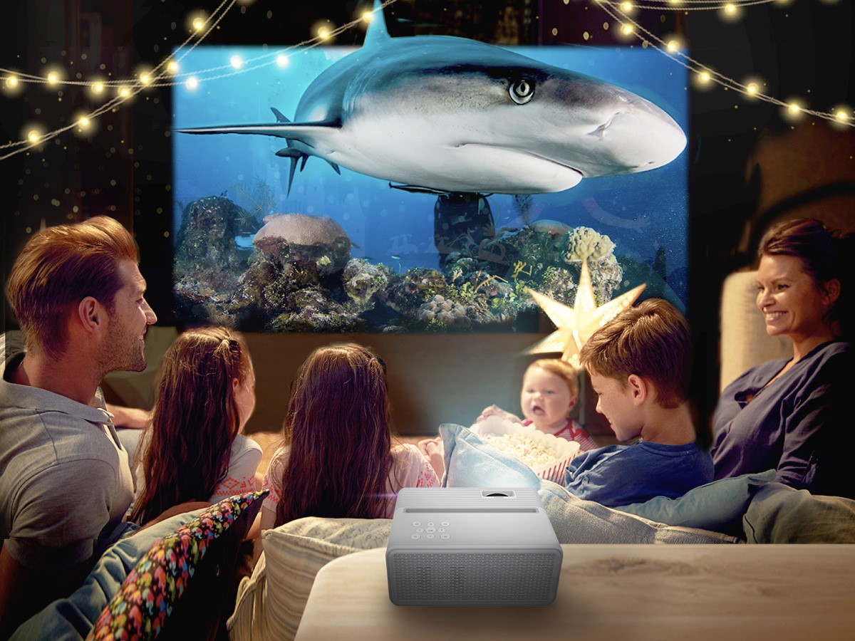 EZCast ’s 1080p Beam H3 Projector: The Ideal Projector - X-C-C.UK